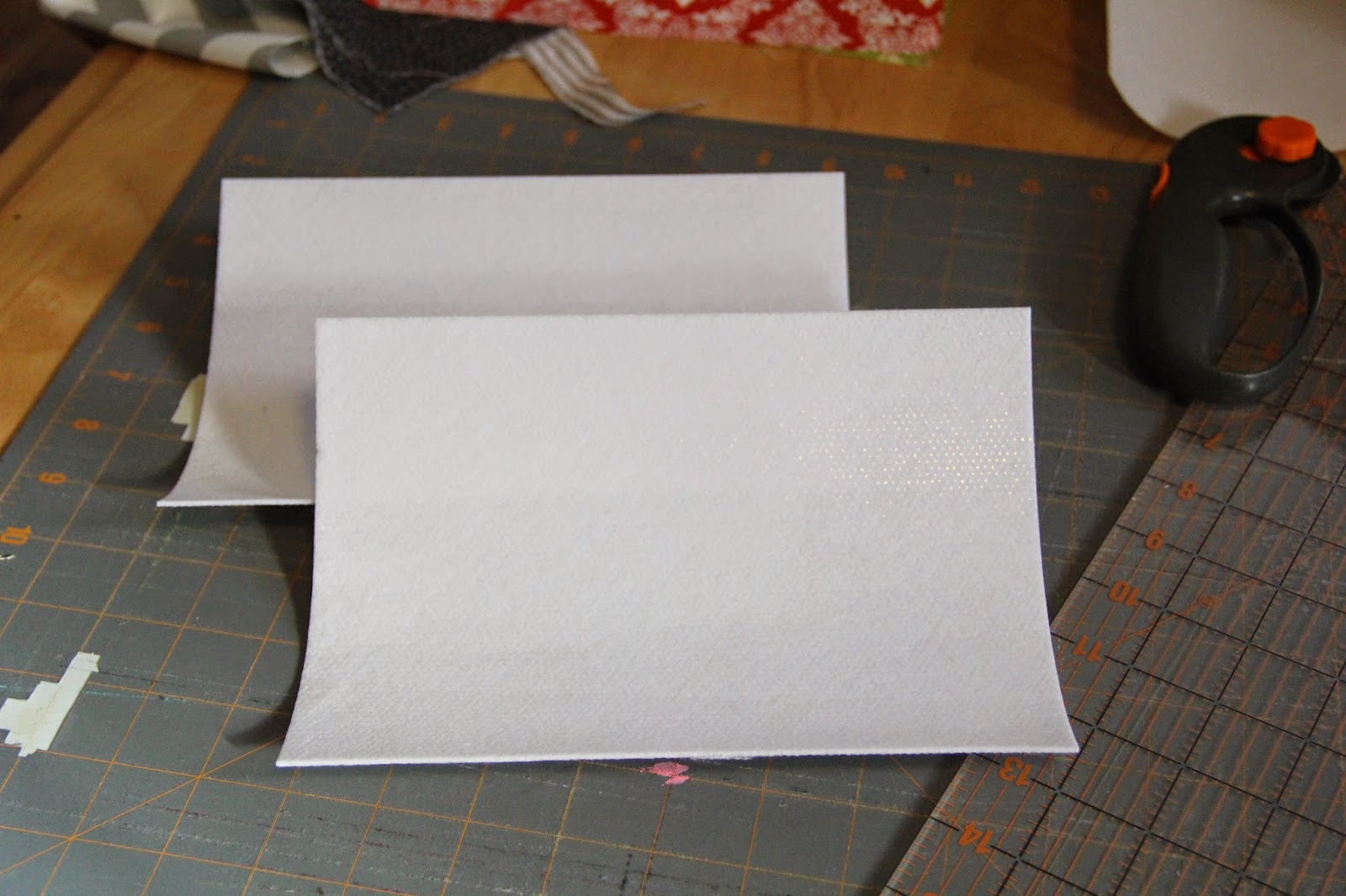 No Ordinary Sparrow: Mug Rug Tutorial