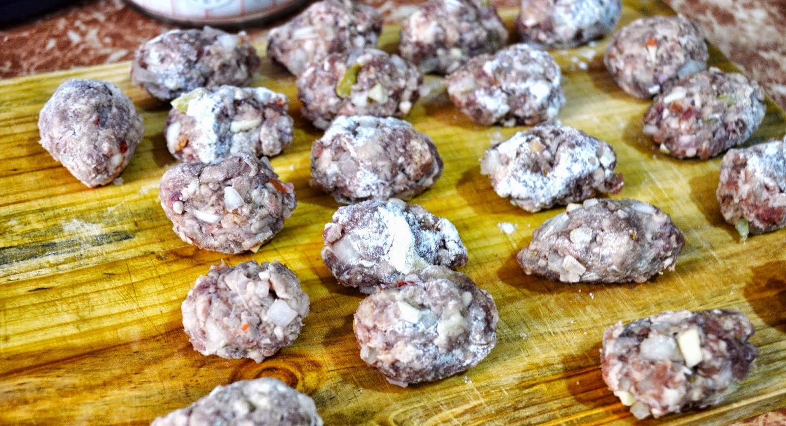 Receta per qofte shtepie | Receta Gatimi Tradicionale dhe nga Bota