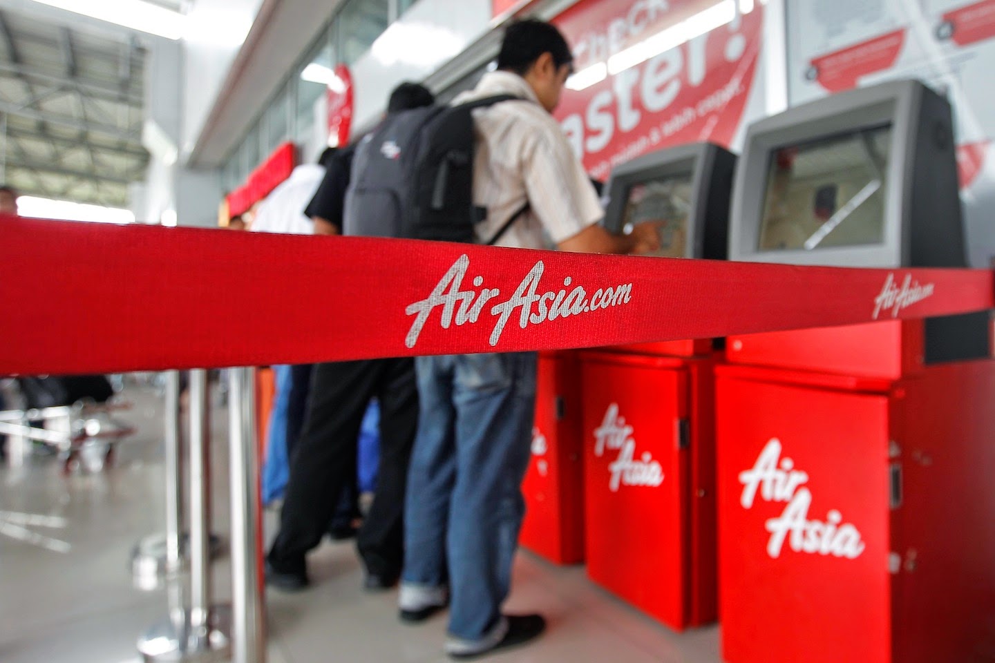 Sabahkini.net - Reveal The Truth, Prevail The Faith: AirAsia to abolish ...