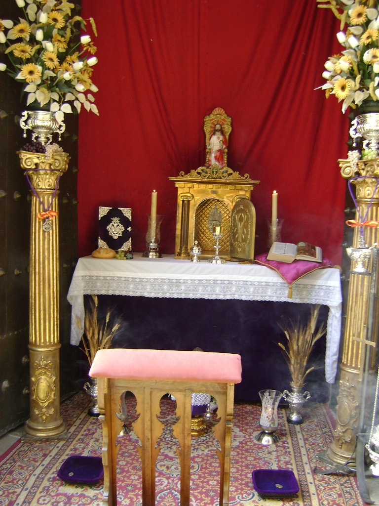 De escuadras a tramos: CORPUS 2011 - LOS ALTARES... Y EL BALCÓN