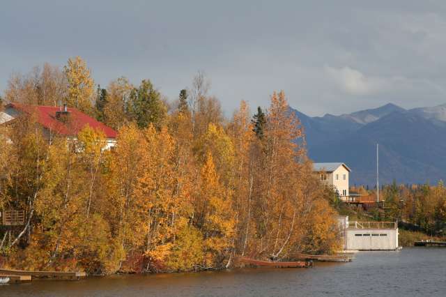 Sunhusky's Alaska: Wasilla Lake Views of the Day