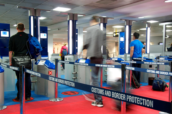 Azureen Azhari MIS750: SmartGate System in Australia Airport