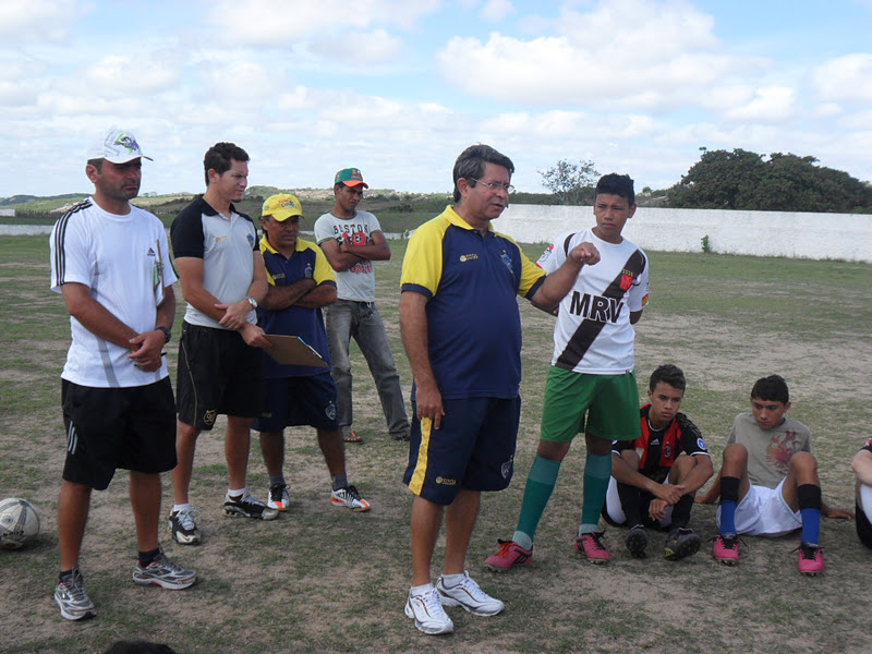 Coronel Ezequiel Notícias: TRÊS JOVENS DE CORONEL EZEQUIEL DA ESCOLINHA ... Coronel Ezequiel Notícias: TRÊS JOVENS DE CORONEL EZEQUIEL DA ESCOLINHA ...