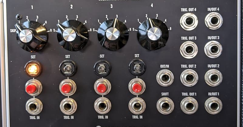MATRIXSYNTH: Moon Modular Sequential Divider Switch 564CP