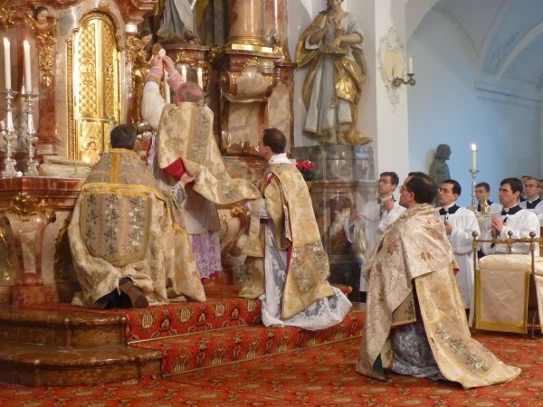 REGNUM MARIAE: CATEQUESIS SOBRE LA SANTA MISA