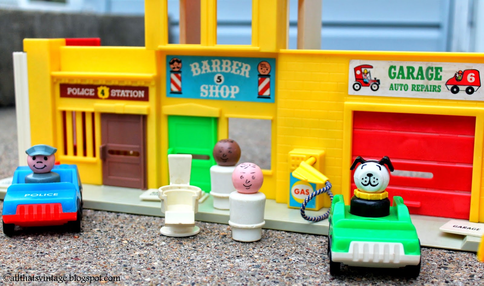All That's Vintage: Vintage Fisher Price Toys