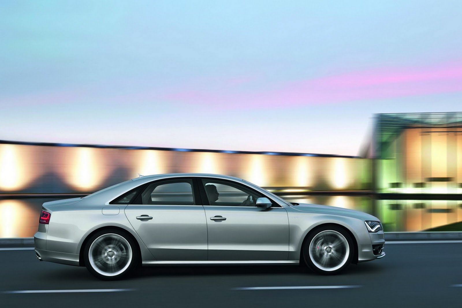 2013 Audi S8 4.0-liter Twin-Turbo V8 with 520-Horses ~ Autooonline Magazine
