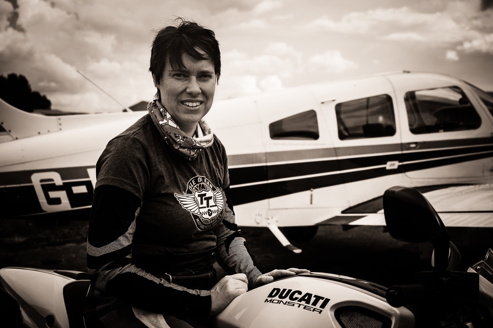 First Press of the Shutter: Lippy Lady - Lindsey - Full Sutton airfield