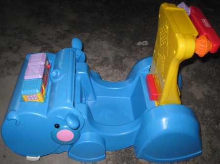 JuaiMurah: Fisher Price Gobble Hippo Ride On Cum Walker