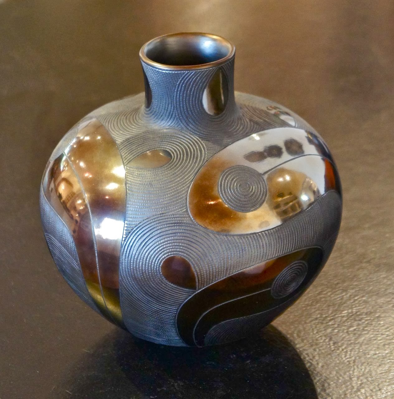 EUGENE HŐN : CERAMIC ARTIST: Ian Garrett's one-of-a-kind handmade ...