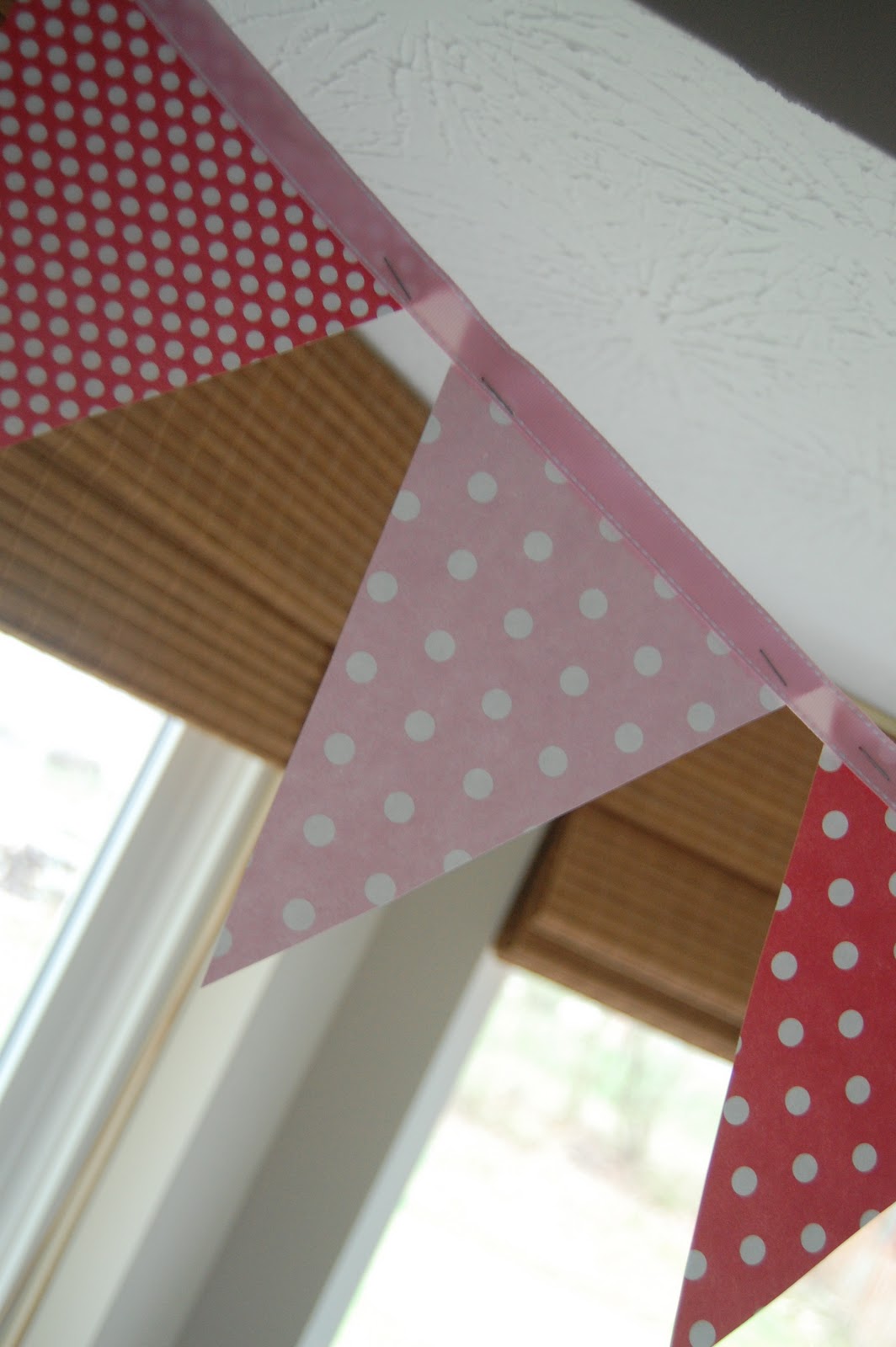 I made the mini banner the exact same way...