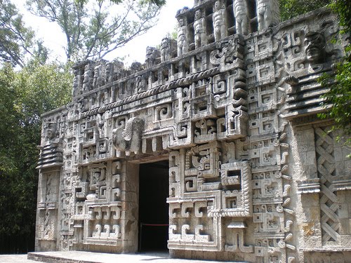 The Plumed Conch: Hochob