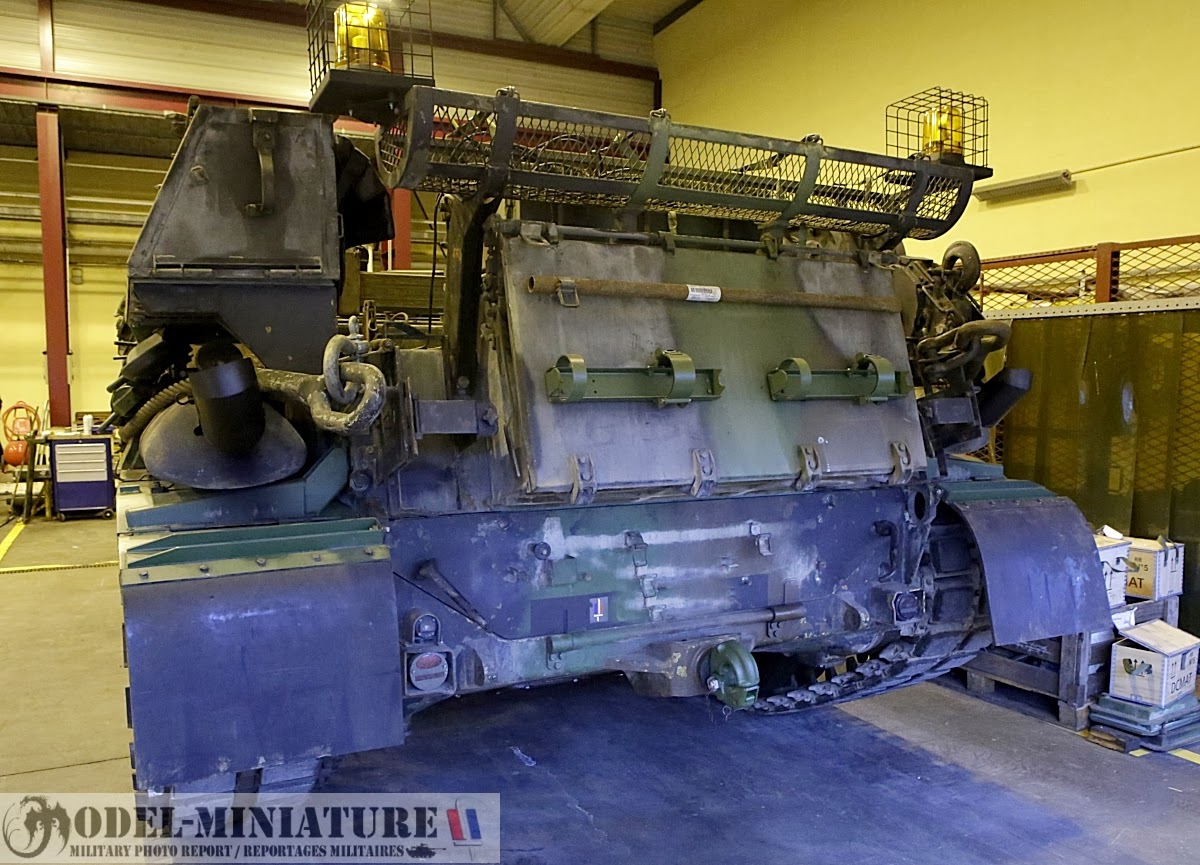 Military Photo Report: AMX-30 D / Recovery tank for VBCI.