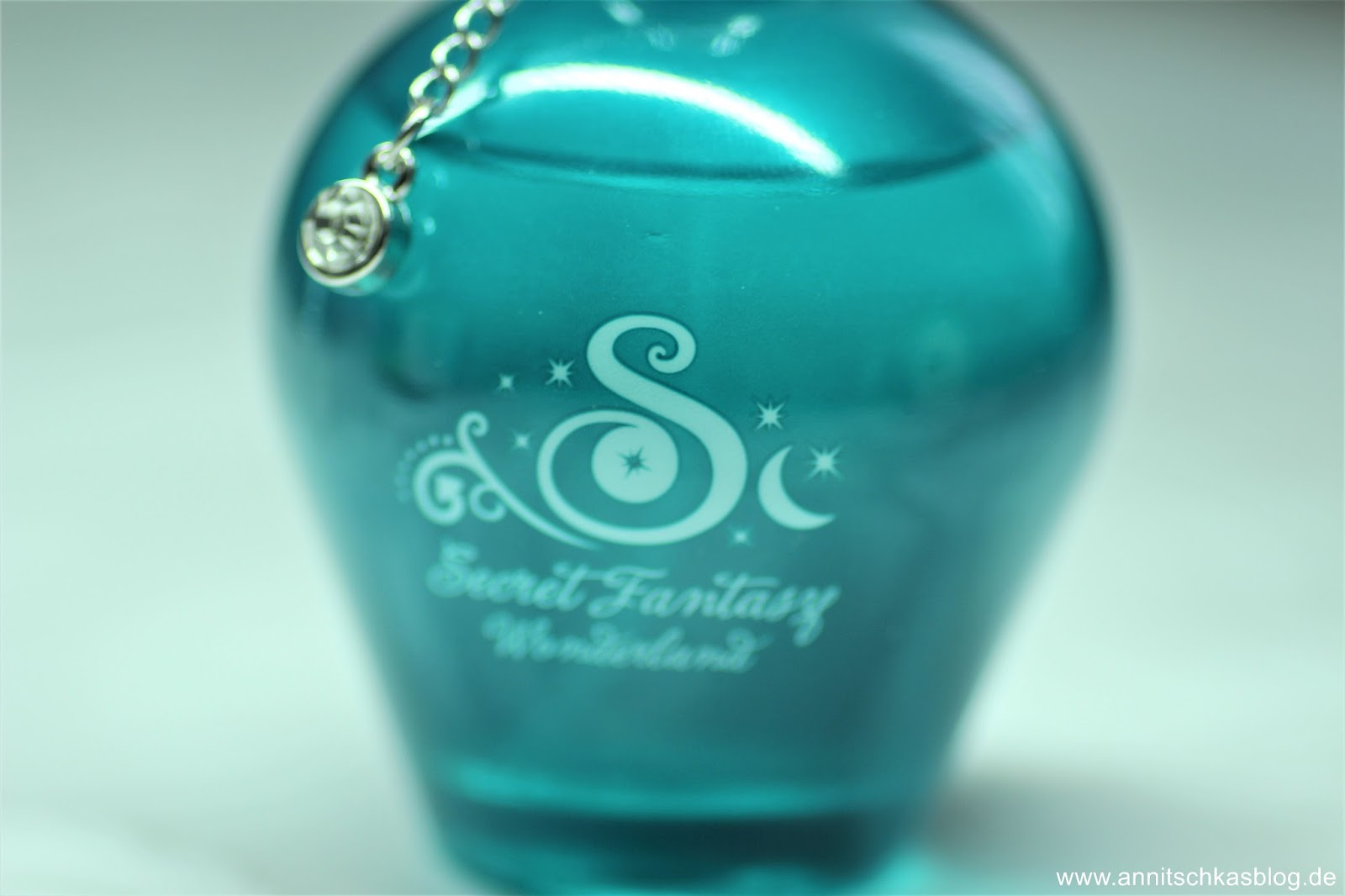 Avon - Secret Fantasy Parfum - Annitschkas Blog