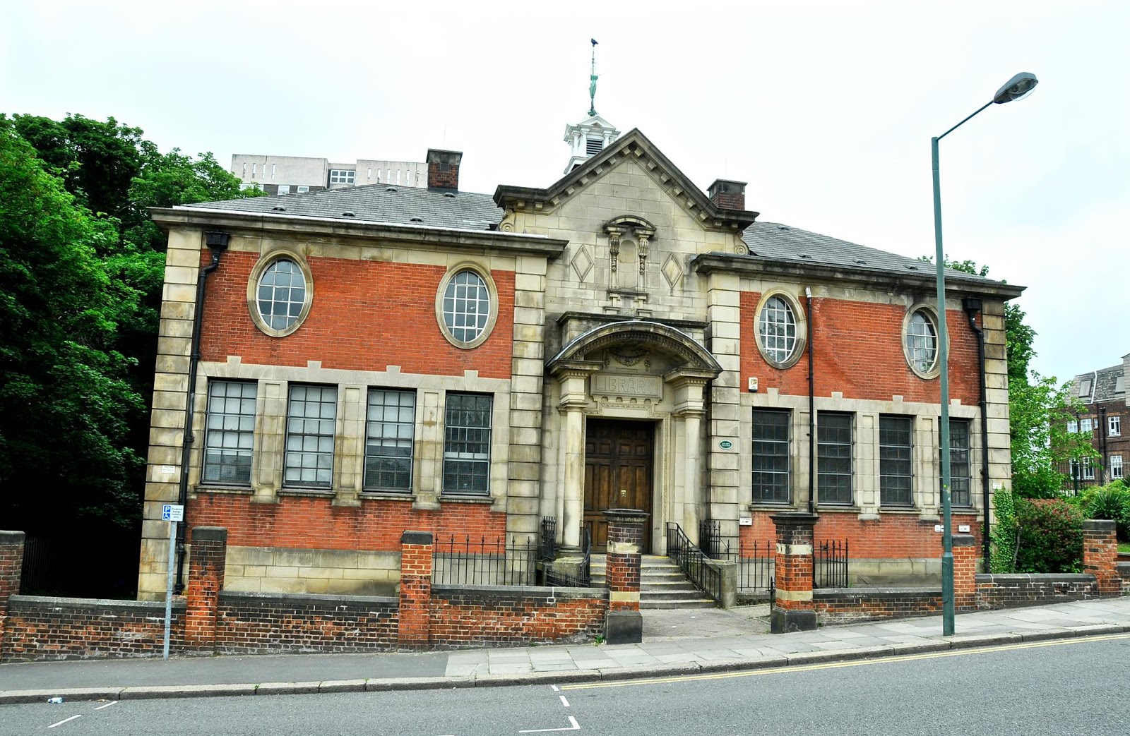 Arthur Pewty's maggot sandwich: 2015-07-12