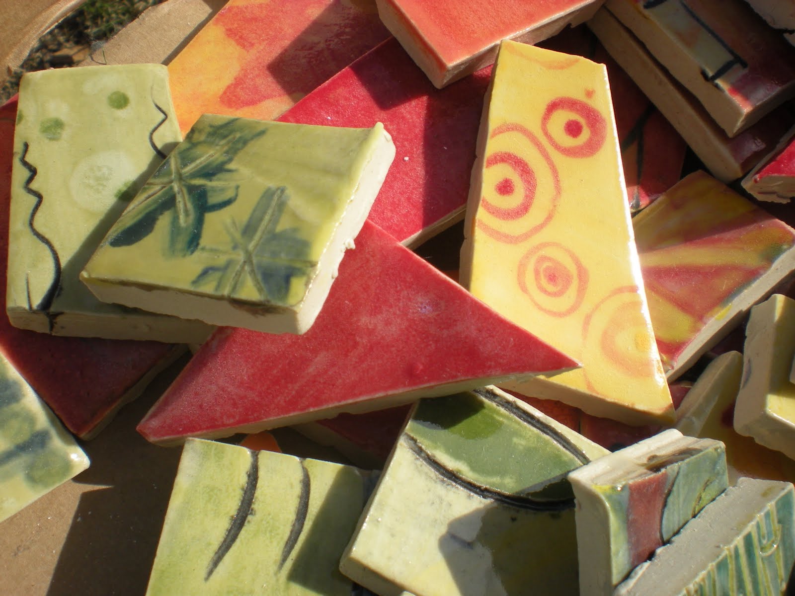 Mosaic Sundial: Beautiful Handmade Tiles for the Sundial