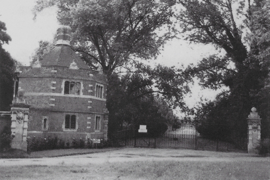 North Mymms History Project: North Mymms Park - Pictures From The Past