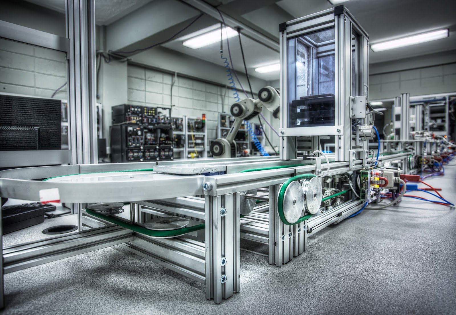 Historia de la Mecatronica: 2016