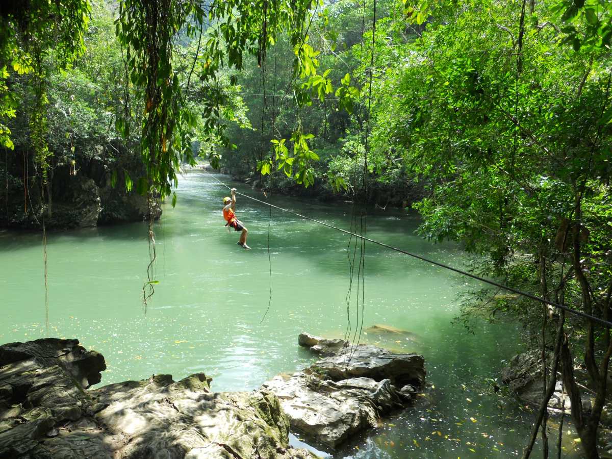 Cañón del Rio Claro, Antioquia.