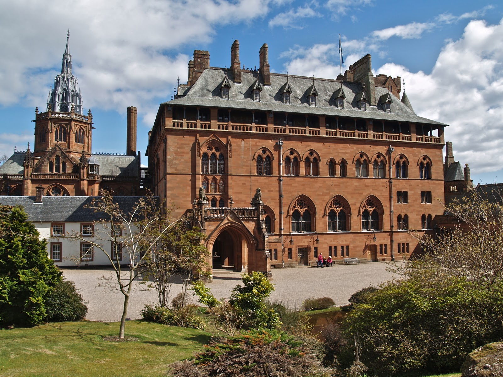 KYQ4: Bute: a full day