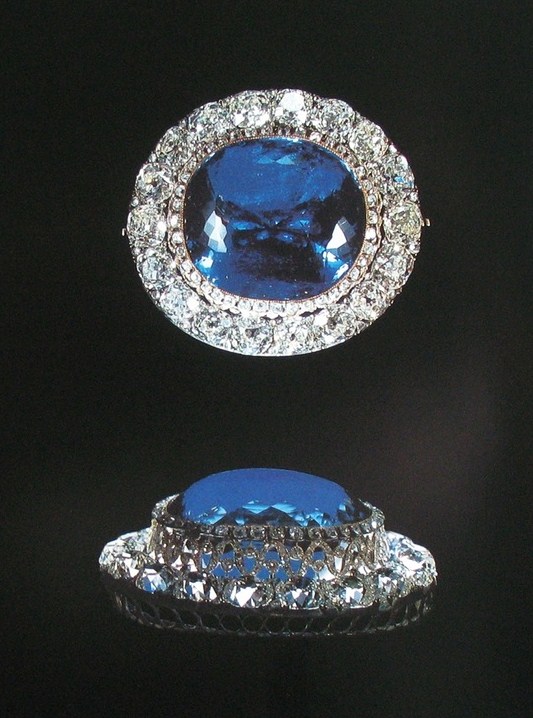 Local style: The Diamond Fund's jewelry collection