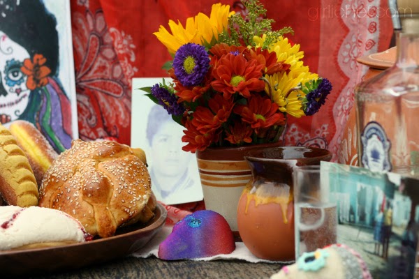 How To Make Basic Mexican Sugar Skulls All Roads Lead To The Kitchen how-to-make-basic-mexican-sugar-skulls-all-roads-lead-to-the-kitchen