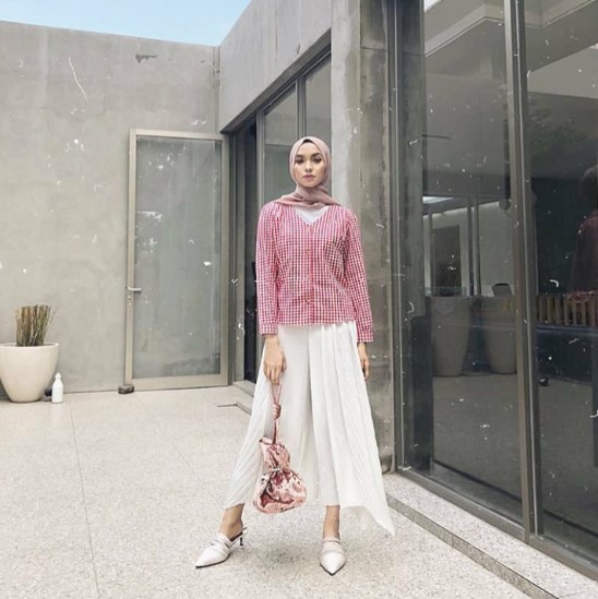 √ 39 Model Hijab Kekinian yang Paling Kece dan Gaul ala Anak Muda ...