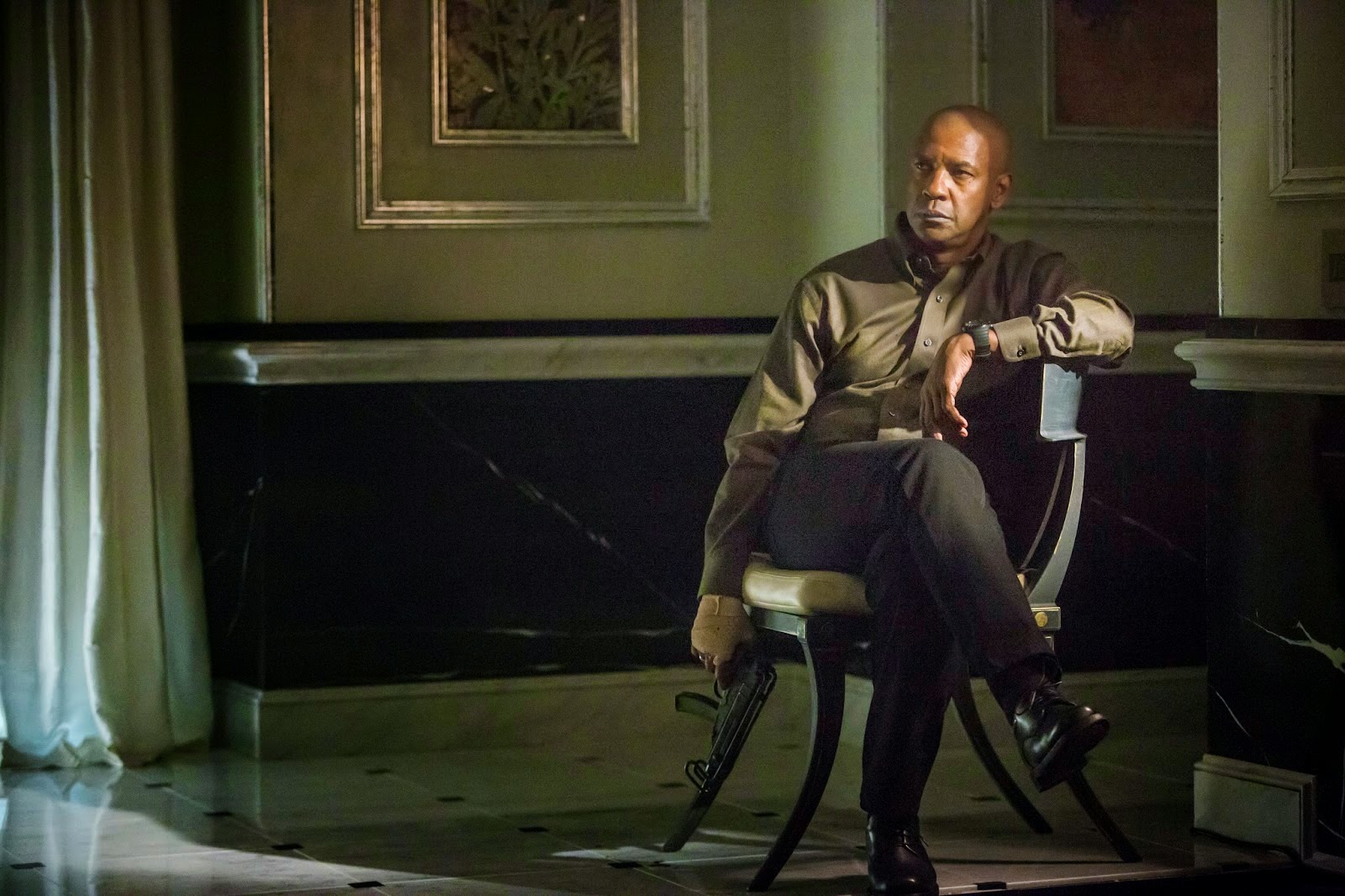 The Art of Male Shoe Soles: Denzel Washington in 'The Equalizer'