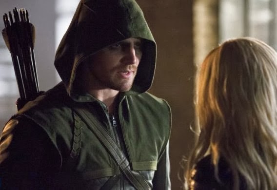 SNEAK PEEK : "Arrow": New Images Of 'Black Canary'
