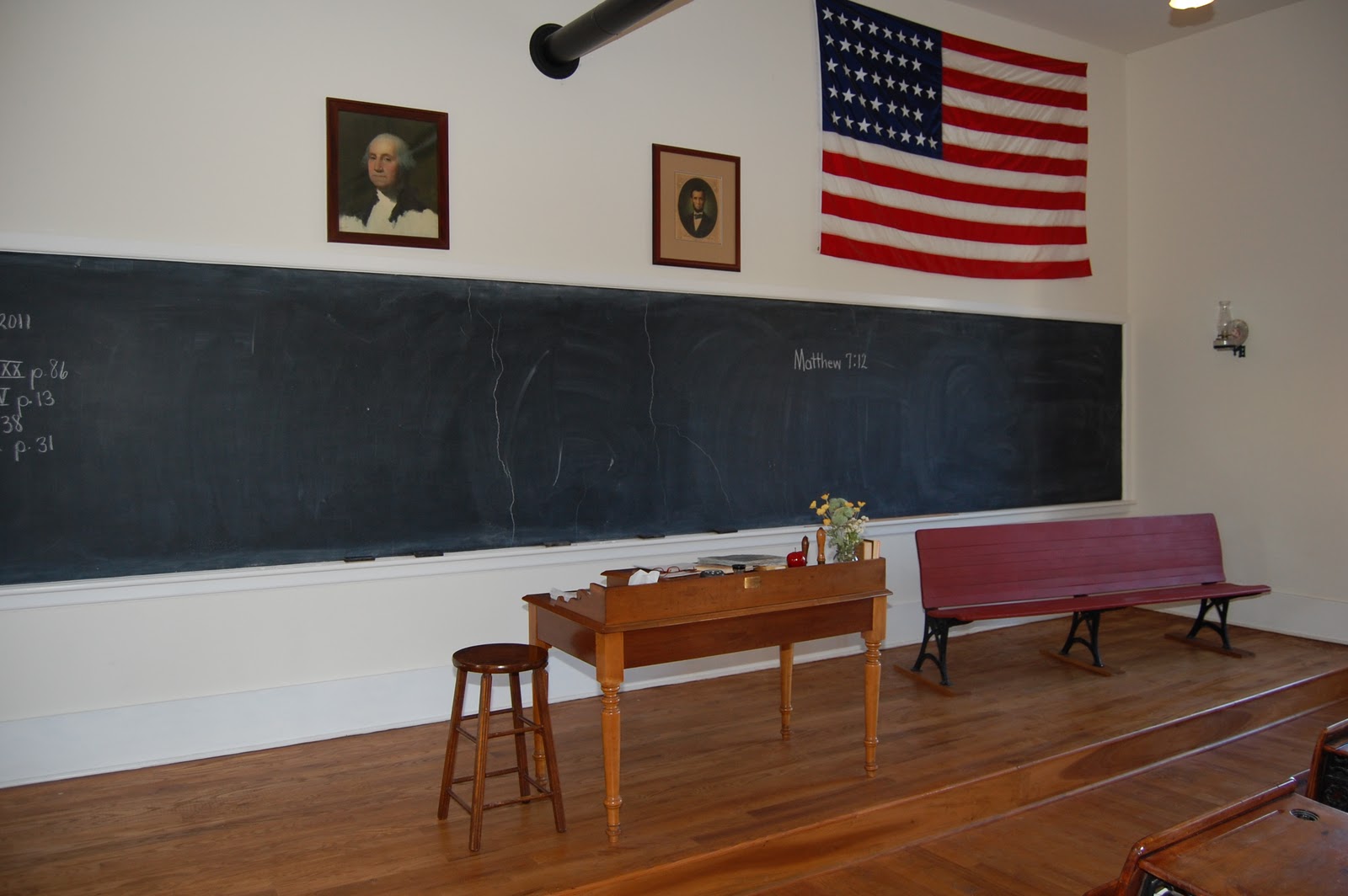 Advance One Room School: Photo Tour of School Building