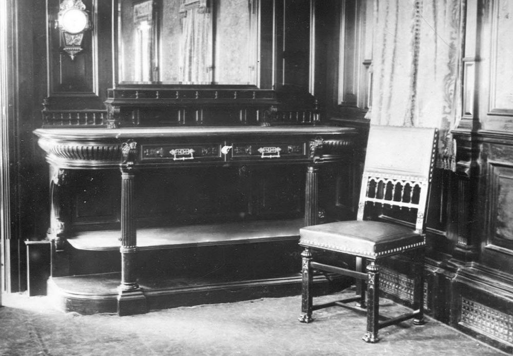 Incredible Vintage Photographs Offer a Rare Glimpse Inside the Romanovs ...