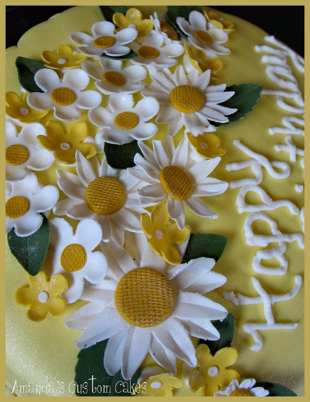 Amanda's Custom Cakes: Two Pretty Flower Cakes