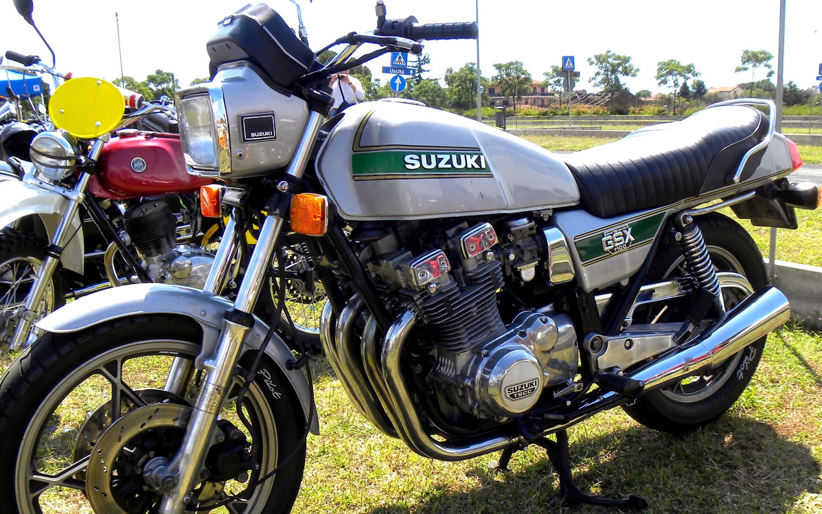 Retrò Motors - RocketGarage - Cafe Racer Magazine