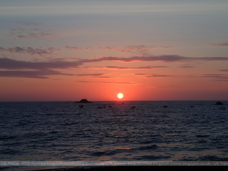 Cobo Bay Hotel in Guernsey - The Globe Trotter