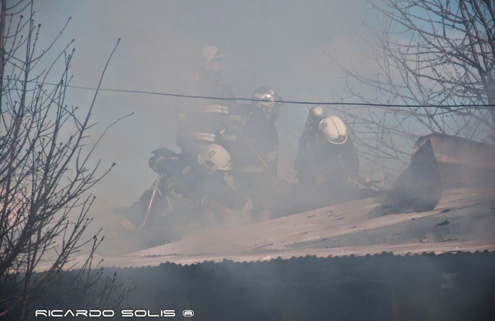 Incendio de este lunes afectó a tres familias en Osorno [fotos] - PL Prensa