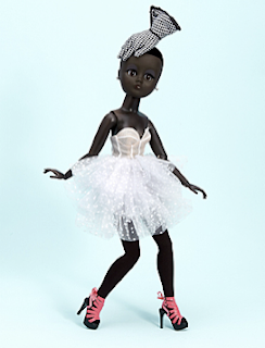 Collecting Fashion Dolls by Terri Gold: 2011-07-31