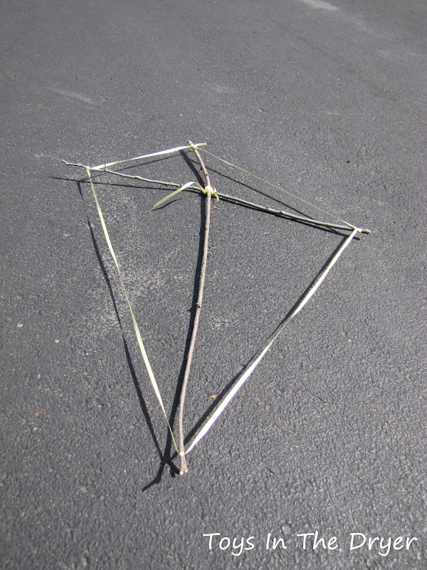 Toys In The Dryer--Minnesota Mom and Parenting Blog: Make Your Own Kites
