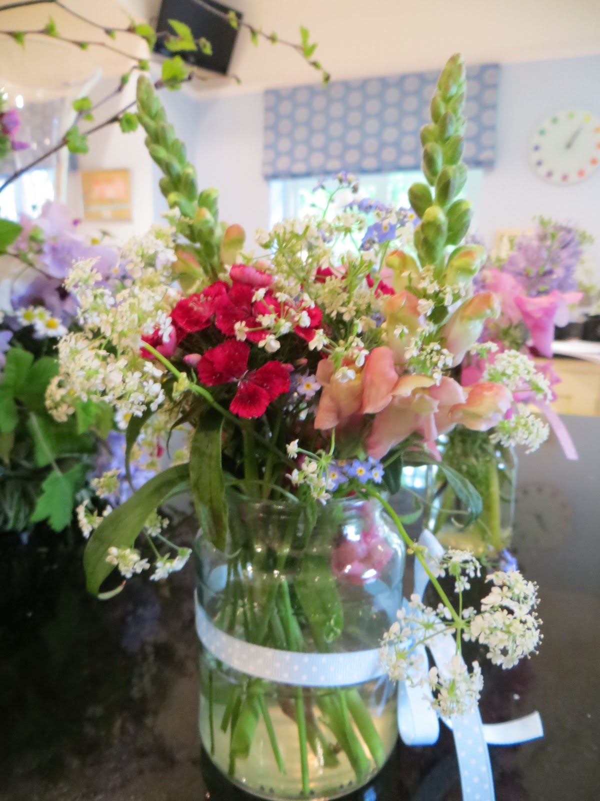 Treetops - One day classes in Newbury: Summer Flowers with Susanna