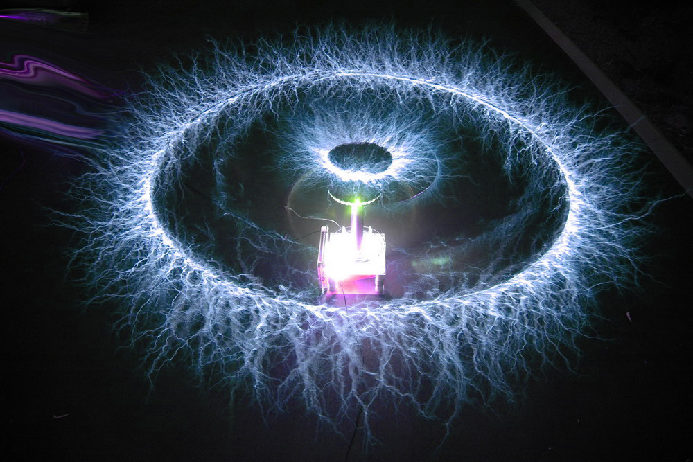 La Ciencia Baila con Dios.: Tesla Y LOS ANUNNAKI