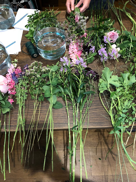 Flowers // A Flower Workshop with Philippa Craddock - Roses and Rolltops