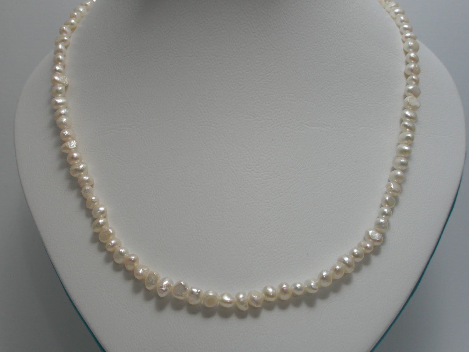 JOYAS EN PERLAS: COLLARES