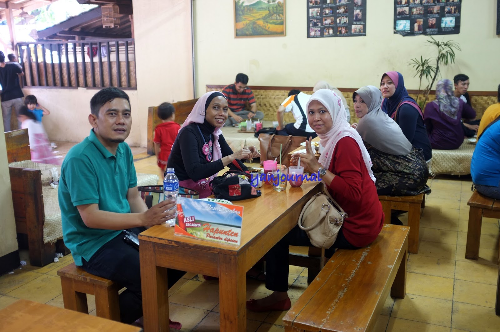 Yan's Family, Frens, Travel, And Food Journal: Bandung Shoppinggg (4 ...