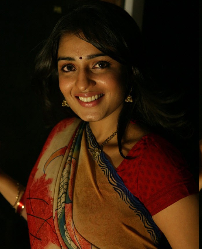 Actress navel expose xossip images - nutslasopa