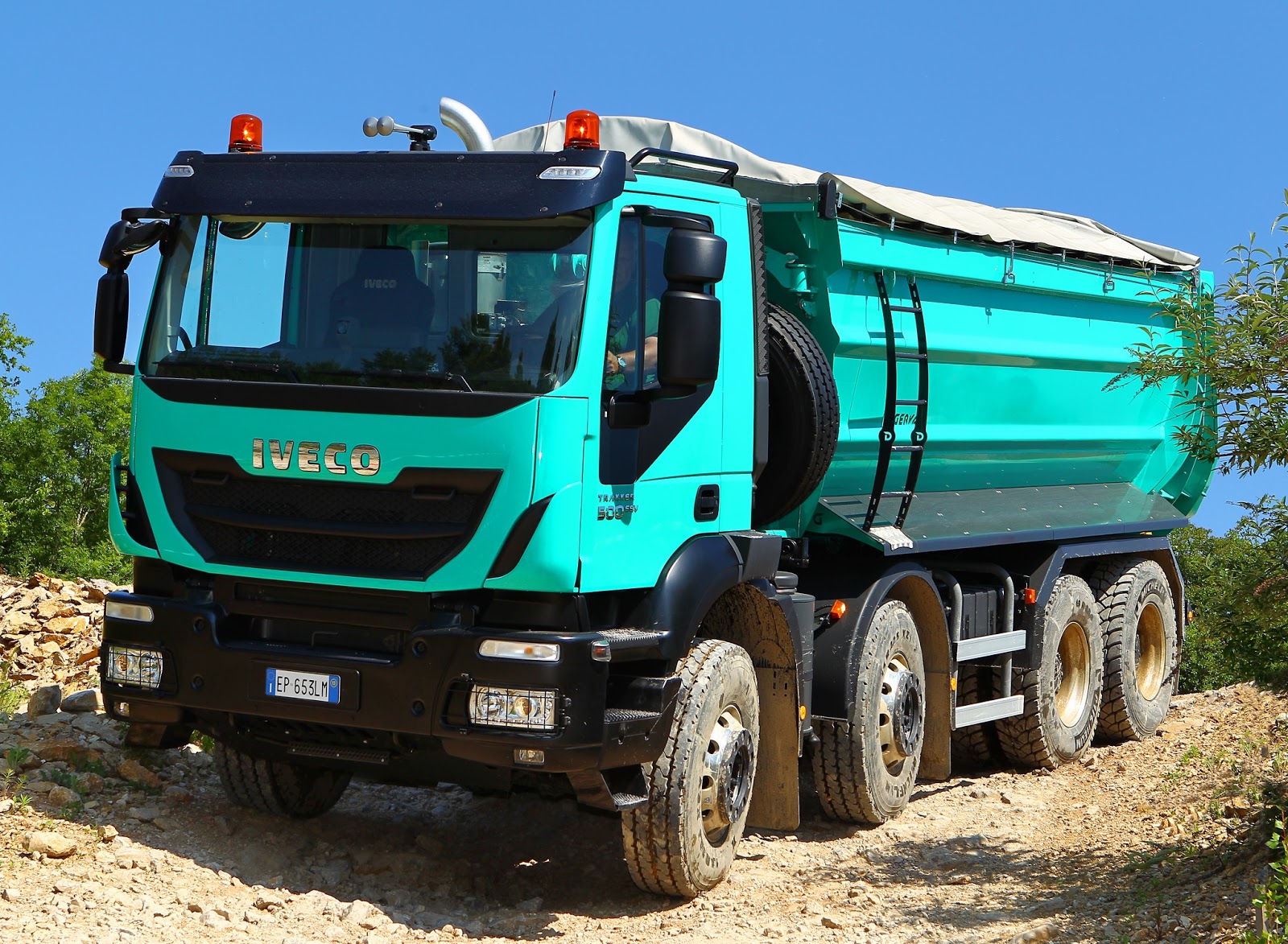 JANDMOTORS.COM: The Iveco Trakker (Tipper Truck)