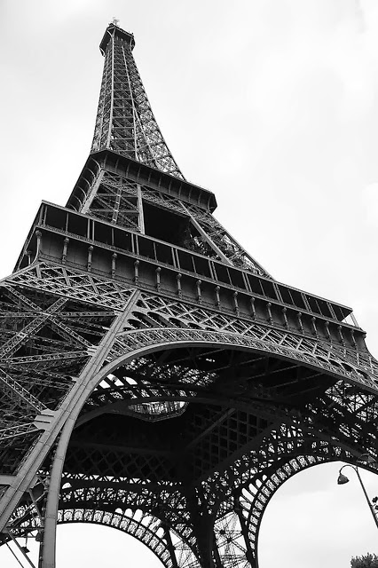 Savannah's Designs: Composition: Eiffel Tower