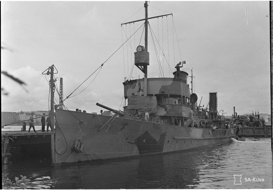 Armour force / Panssaroitu voima : Boats and ships