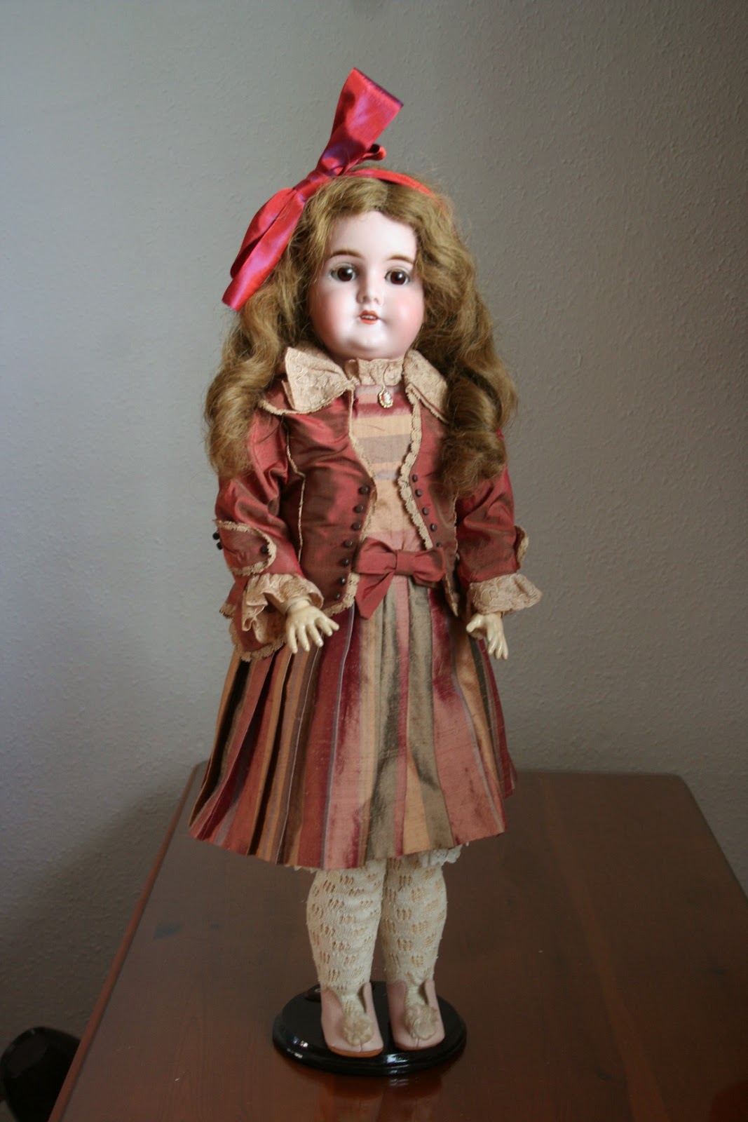 QUIERES COLECCIONAR MUÑECAS ANTIGUAS?