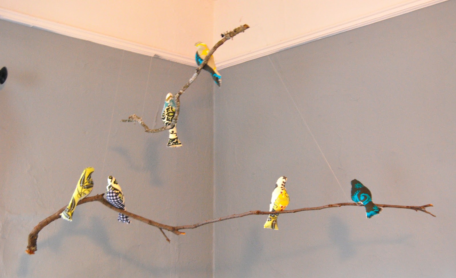 The Feminist Housewife: Tweet Tweet: Bird Mobile DIY