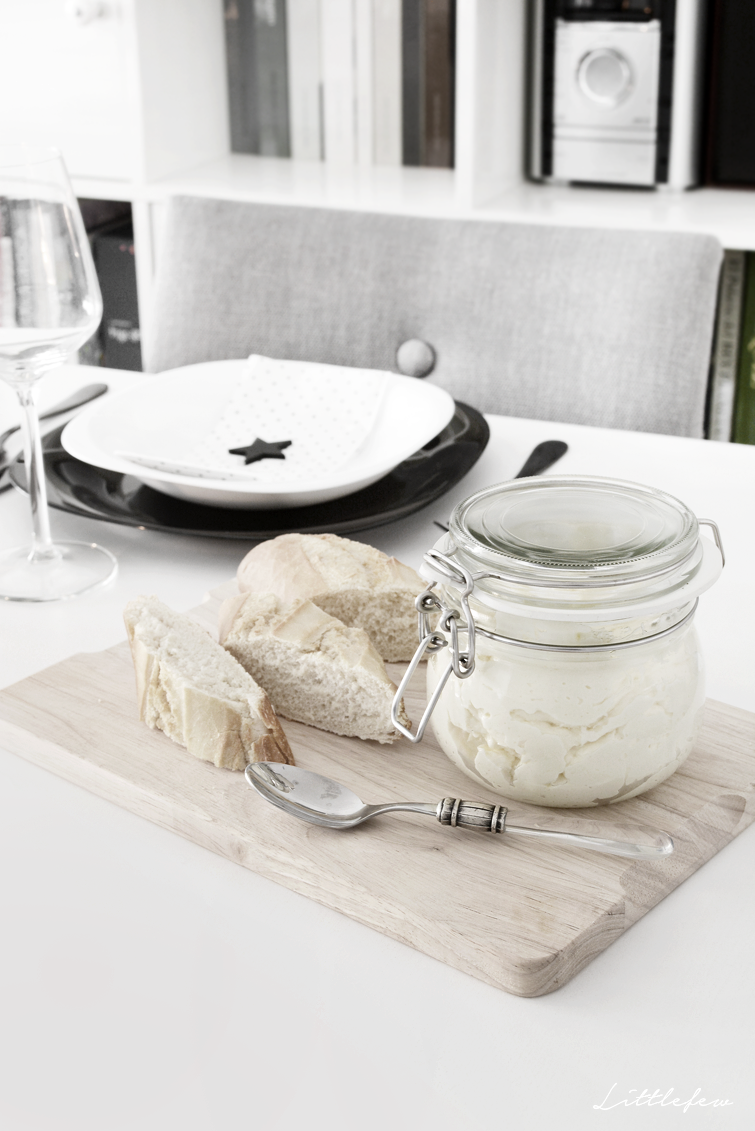 Littlefew.com - Interiors & Lifestyle by Laura López: BLACK-STAR TABLE ...