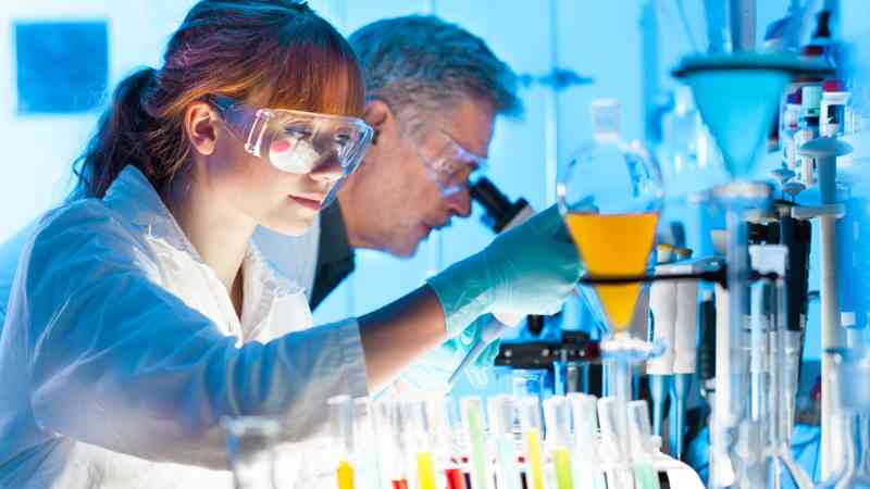 ~ Carrera de Asistente de Laboratorio clínico